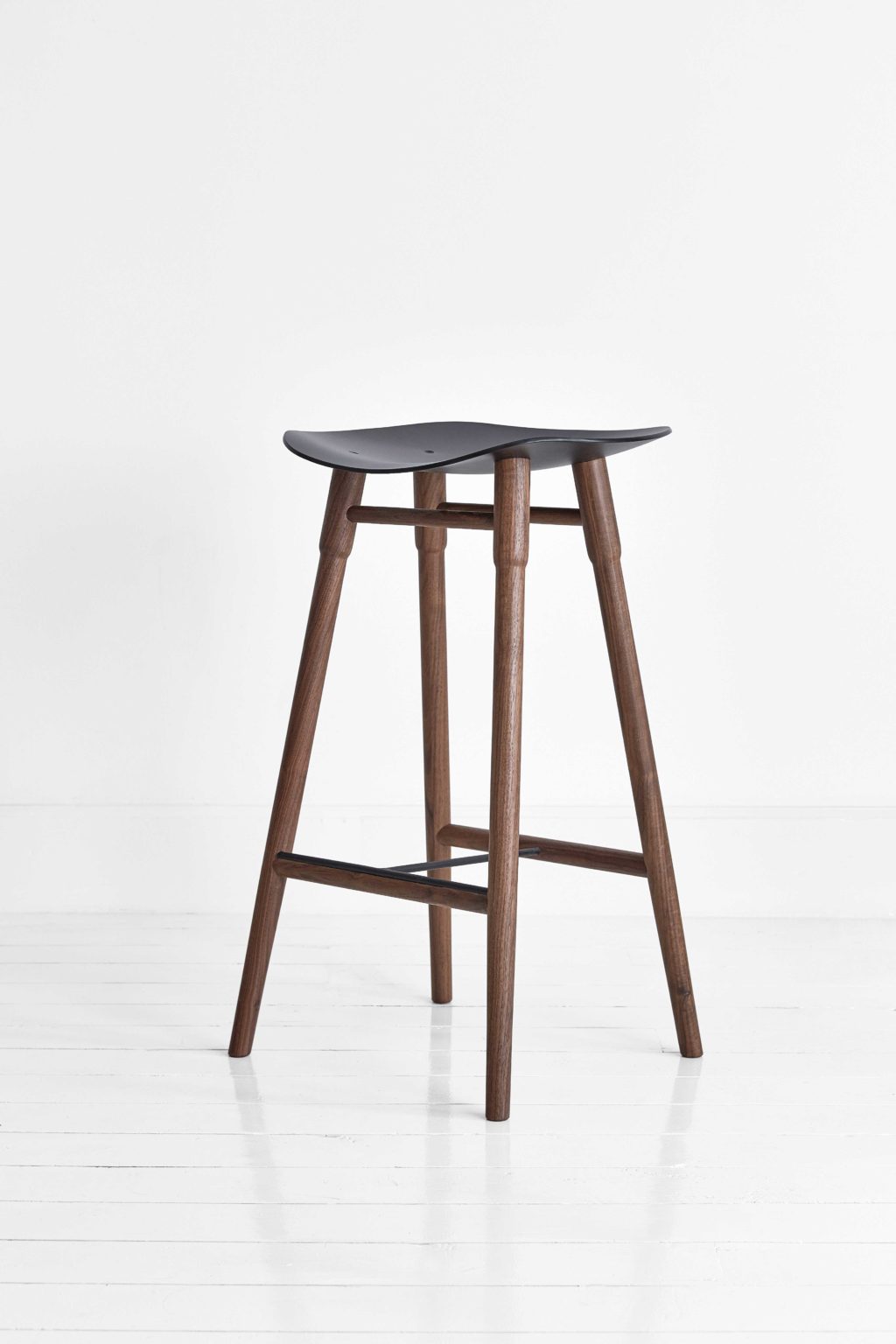 Dowel Stool – Workshopped